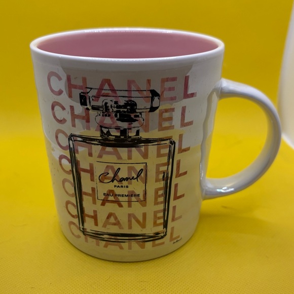 Amanda Greenwood | Kitchen | Chanel Art Mug | Poshmark